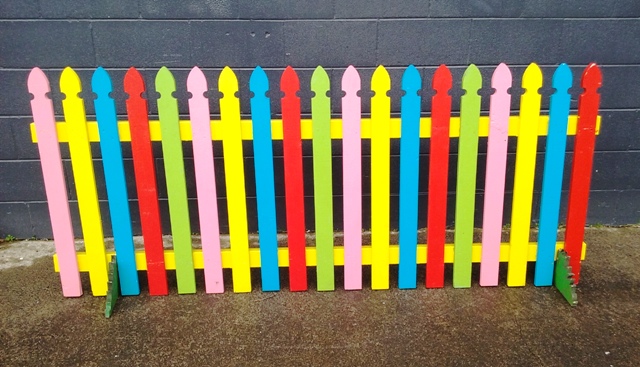Large Coloured Picket Fence (L: 2m x H: 0.9m) - First Scene - NZ's ...